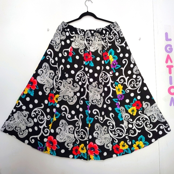 Maggie McNaughton | Skirts | Vintage Maggie Mcnaughton Floral Paisley ...